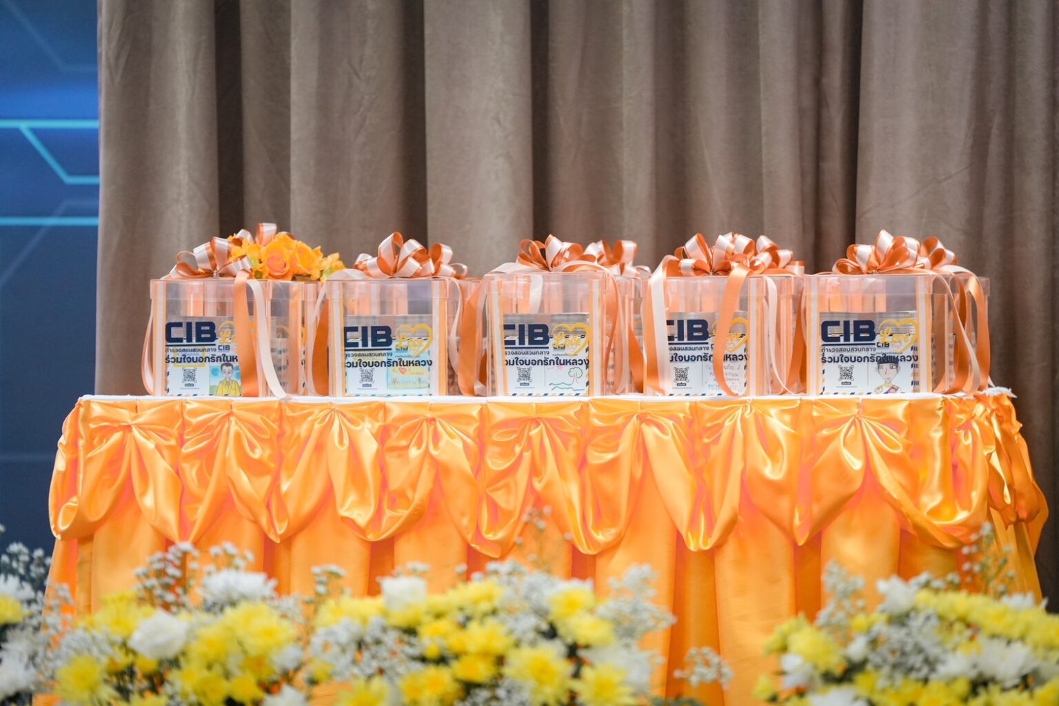 ตำรวจสอบสวนกลาง (CIB) สร้างประวัติศาสตร์ รวบรวมโปสการ์ดกว่า 720,000 ใบ จากใจประชาชนทั่วประเทศ ใน ...